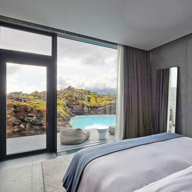 Vanessa De Jesus and Brandon Neil's Wedding Registry on Zola