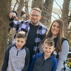Laura Marlene Wallace and Brett Eslinger's Wedding Registry on Zola
