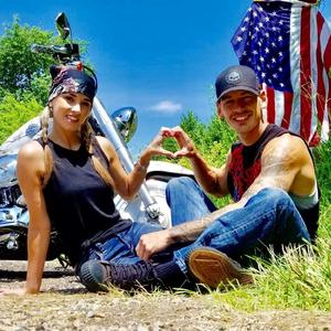 Chelsea Grinwald and Henry Wendt's Wedding Registry on Zola