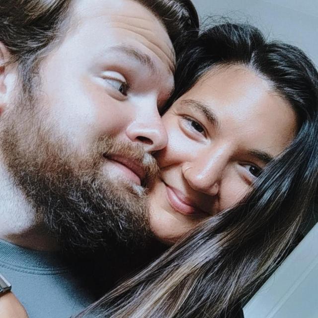 Alexa Albanese and Zach Wheatley's Wedding Registry on Zola